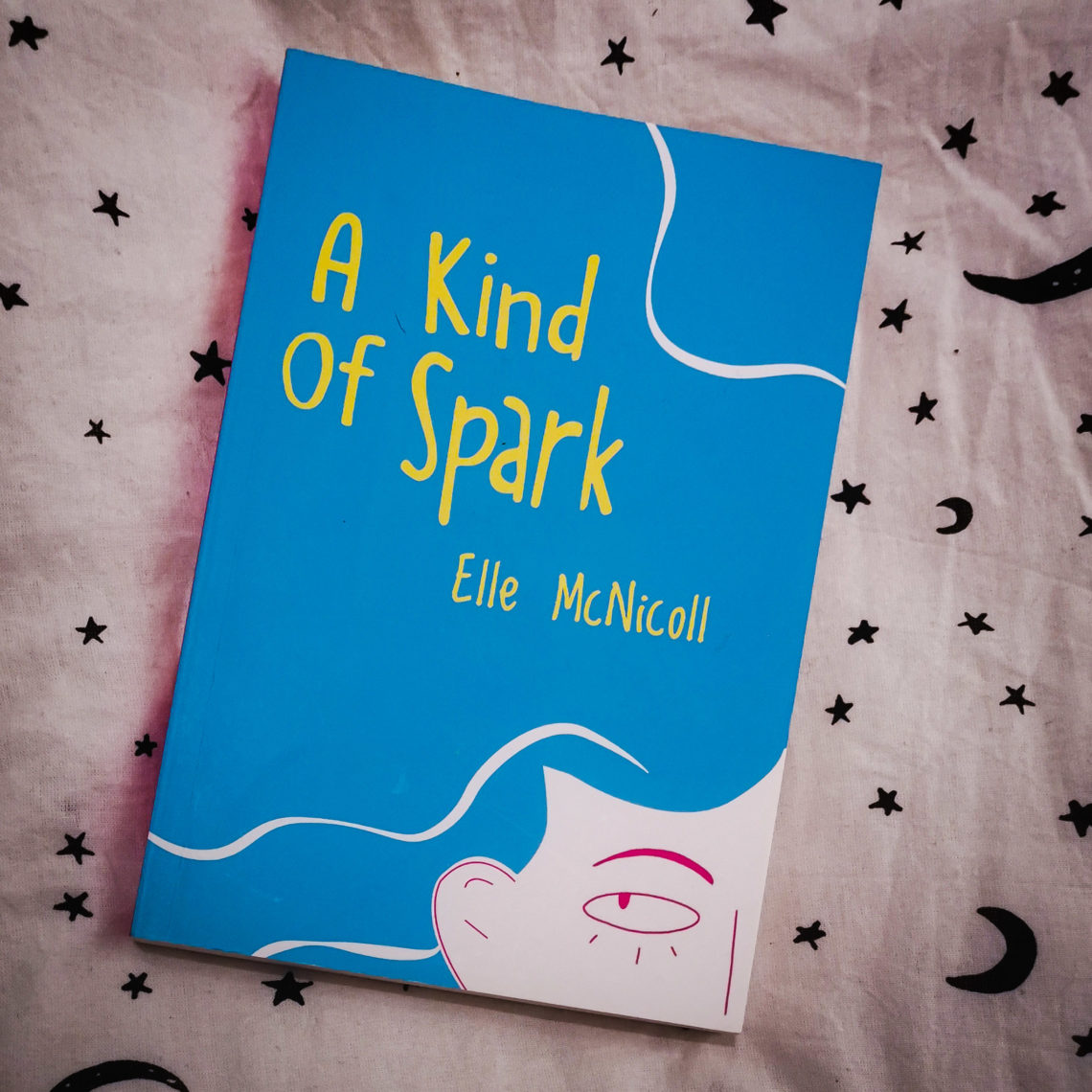 A Kind of Spark – Elle McNicoll – Libri Draconis